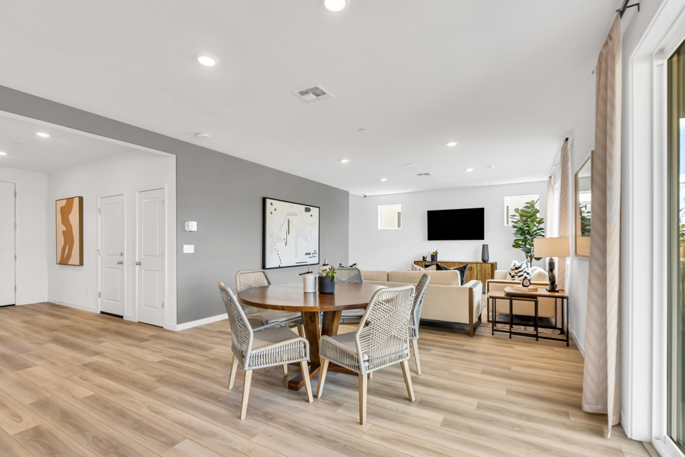 Trailhead-Osa at Trailhead at Wildhawk North in Sacramento, CA - Taylor ...