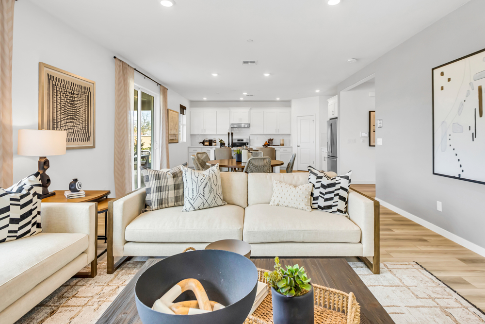 Trailhead-Osa at Trailhead at Wildhawk North in Sacramento, CA - Taylor ...