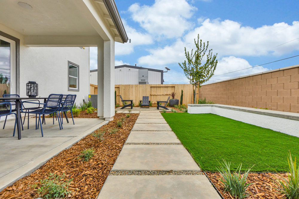 Trailhead-Archer at Trailhead at Wildhawk North in Sacramento, CA ...