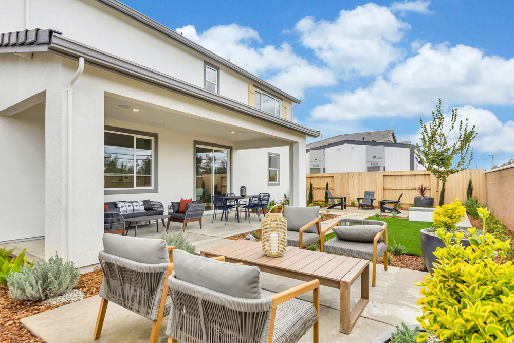 Trailhead-Archer at Trailhead at Wildhawk North in Sacramento, CA ...