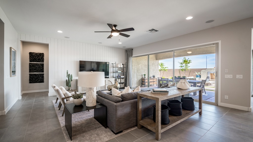 Shire at Paradisi Venture II Collection in Surprise, AZ - Taylor Morrison