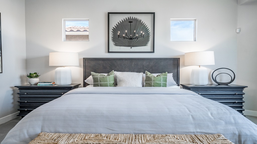 Shire at Paradisi Venture II Collection in Surprise, AZ - Taylor Morrison