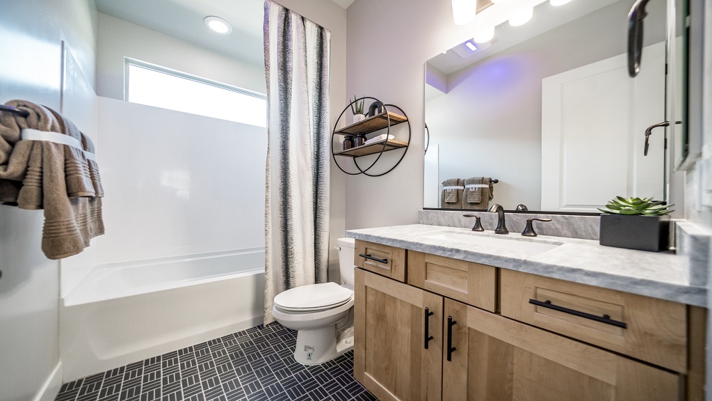 Shire at Paradisi Venture II Collection in Surprise, AZ - Taylor Morrison