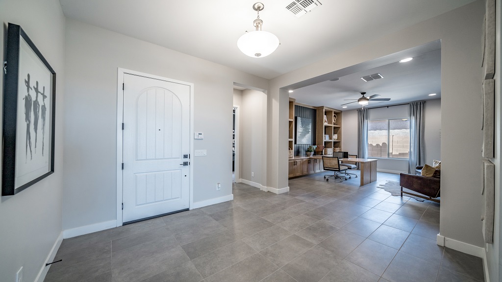 Shire at Paradisi Venture II Collection in Surprise, AZ - Taylor Morrison