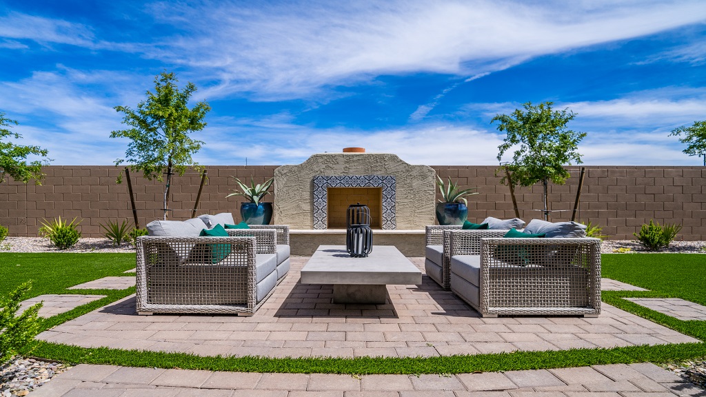 Shire at Paradisi Venture II Collection in Surprise, AZ - Taylor Morrison