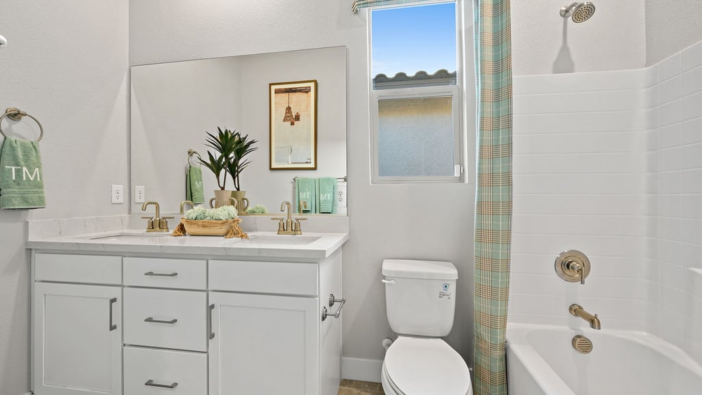 Amaryllis at The Amara Collection at Portofino at Lake Las Vegas in ...