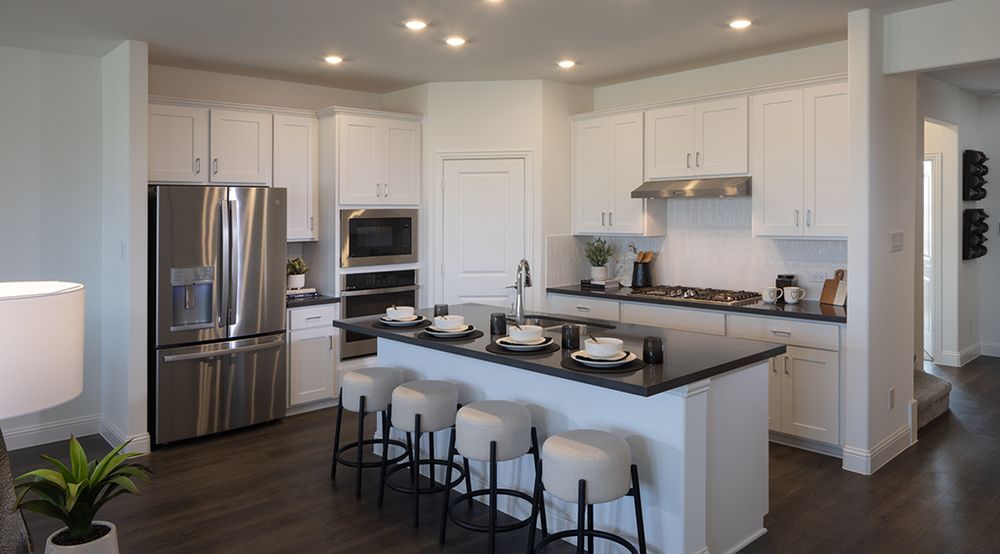 Lavaca 5 bedroom homes for sale in Fort Worth at Madero 50s